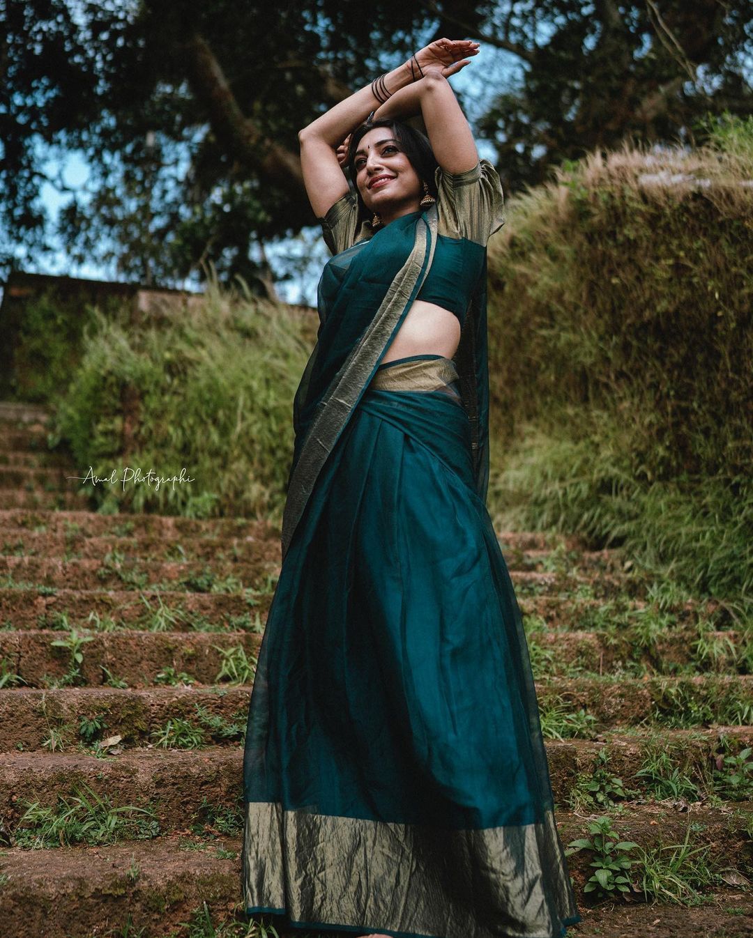 Bigg Boss Malayalam Fame Rithu Manthra's Dhavani Makeover Goes Viral on ...