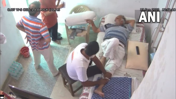 CCTV Footage Of Jailed Delhi Minister Getting A Massage Inside Tihar ...