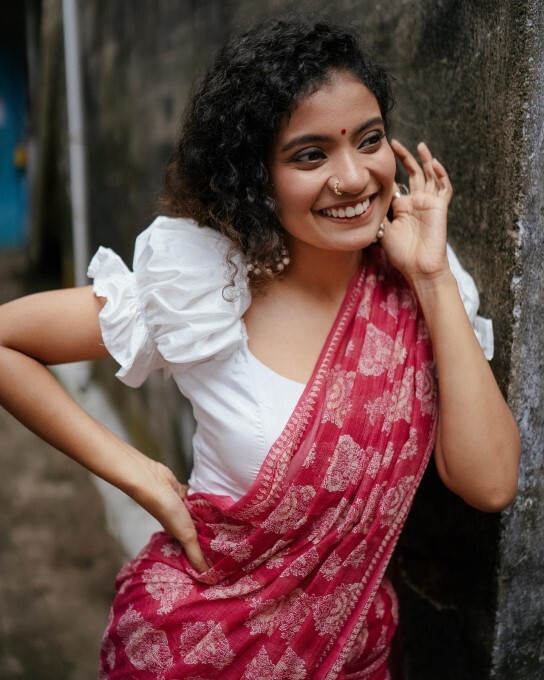 Did You Check The Latest Photos Of Actress Anna Ben In Saree? Photos ...