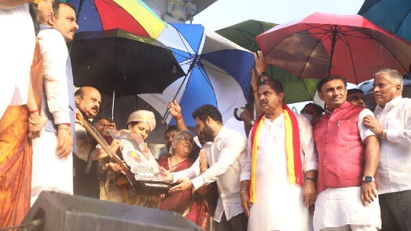 ದಿ. ಪುನೀತ್‌ಗೆ ಕರ್ನಾಟಕ ರತ್ನ ಪ್ರಶಸ್ತಿ ಪ್ರಧಾನ | Karnataka Ratna Award For ...