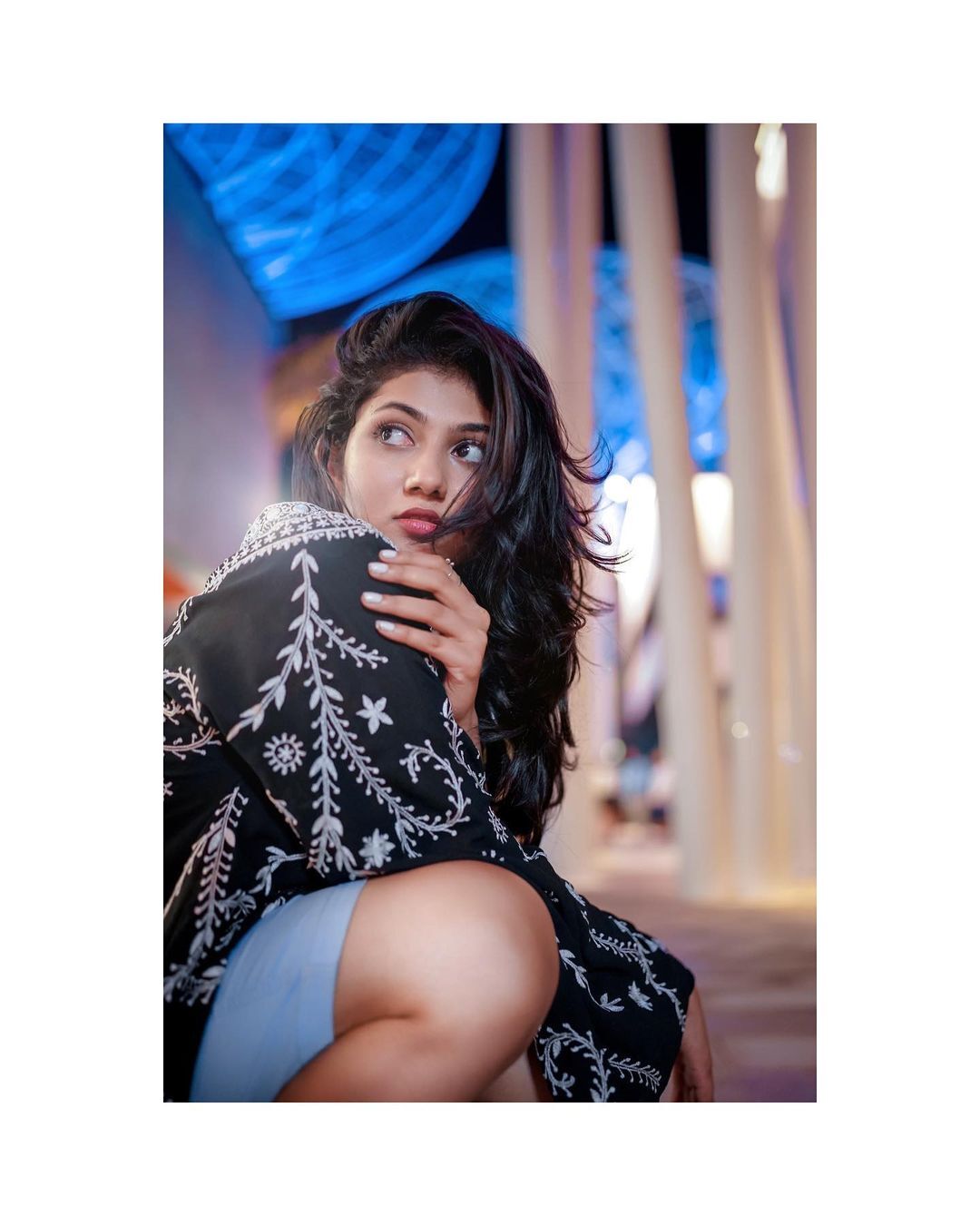 Mollywood Actress Drishya Raghunath's Stylish Photoshoot Stills Goes ...