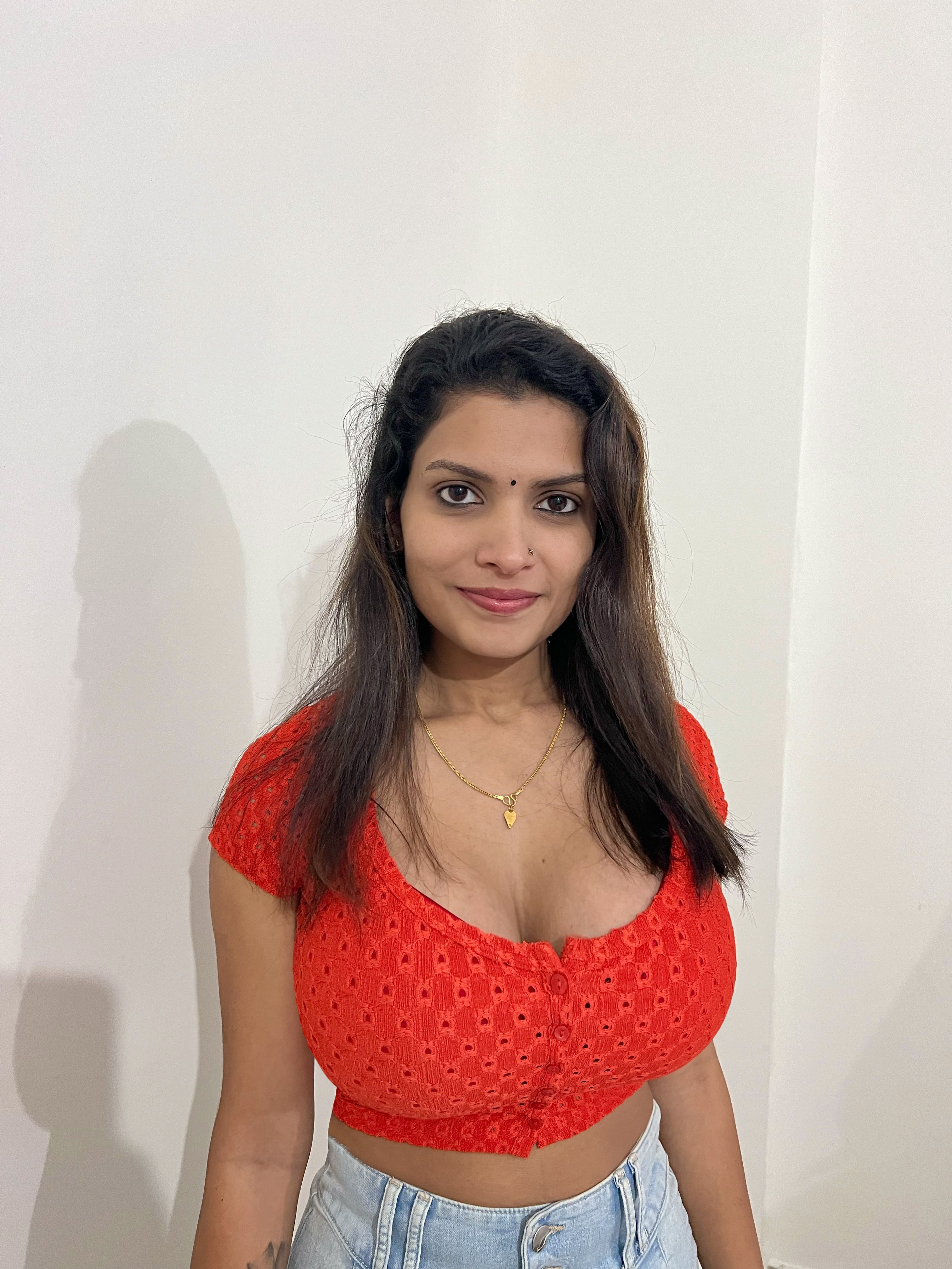 PHOTOS : நீச்சல் குளத்தில் ஜாலி பண்ணும் கேரள மாடல் அழகி ரேஷ்மி நாயரின் கலக்கல் க்ளிக்ஸ் இதோ ...