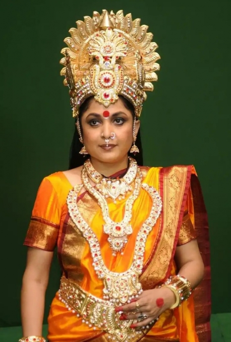 PHOTOS : அன்று முதல் இன்று வரை.. அம்மன் வேடத்தில் கலக்கிய நடிகைகளின் ...