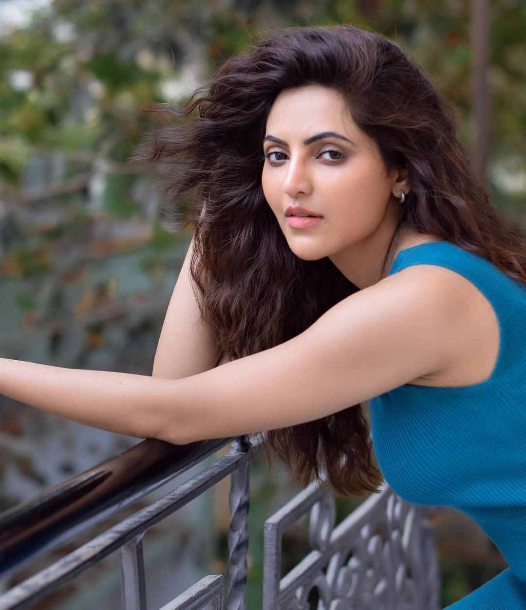 PHOTOS : அழகே.. அழகு.. தேவதை போல் ஜொலிக்கும் அதுல்யா ரவி..! | latest ...