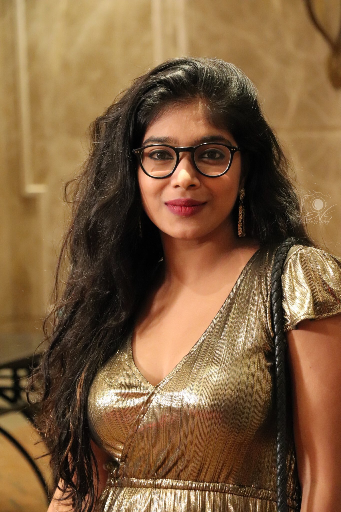 PHOTOS : குட்டை உடையில் கியூட் போஸ்.. விஜே பார்வதியின் வயநாடு வகேஷன் ...