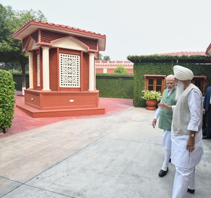 Prime Minister Narendra Modi Visits Radha Soami Satsang Beas Photos