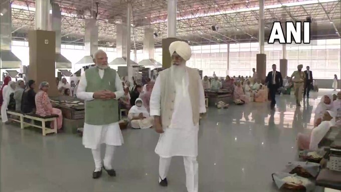 Prime Minister Narendra Modi Visits Radha Soami Satsang Beas. Photos ...
