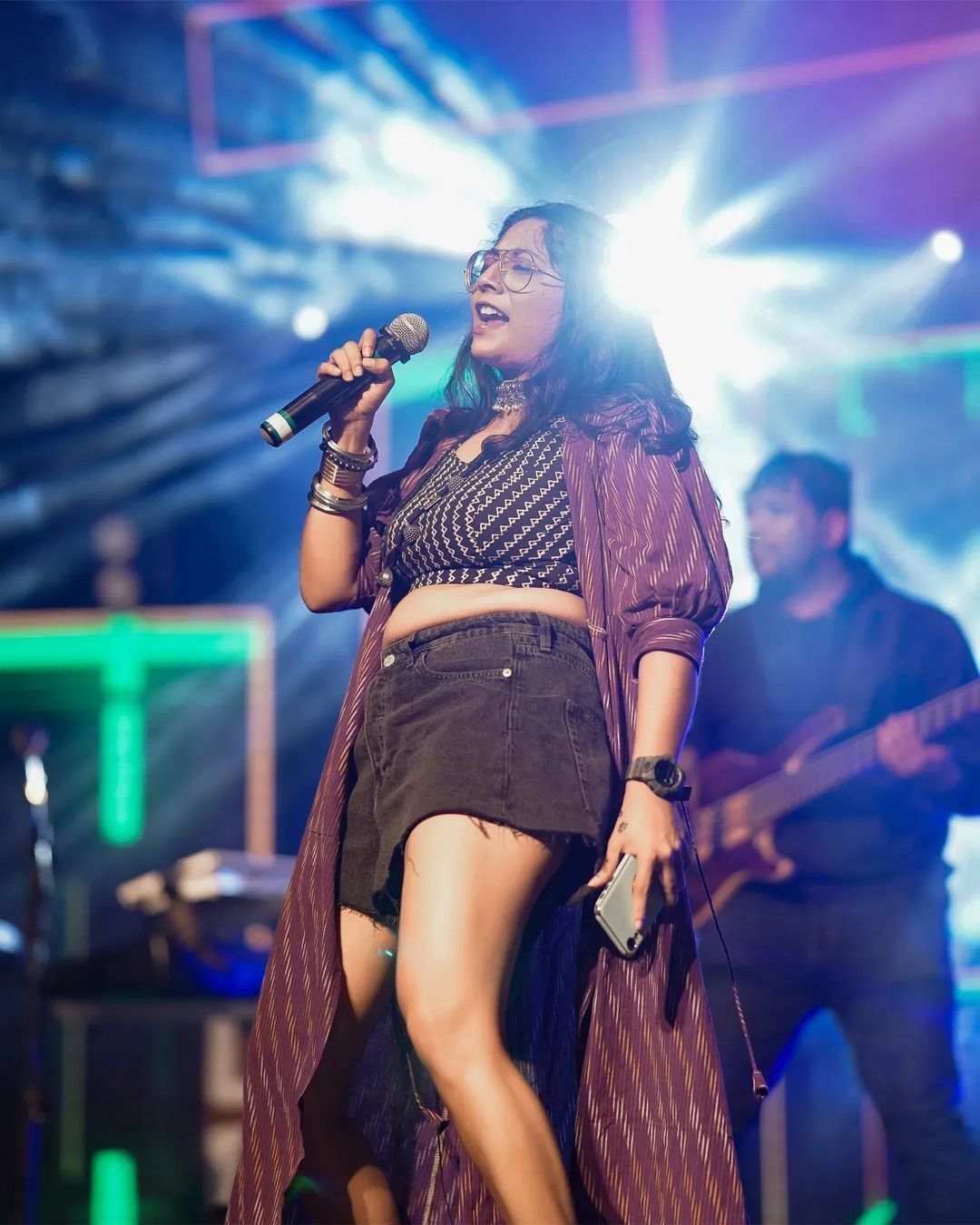 Singer Abhaya Hiranmayi's Glamorous Entry in DC School Of Architeture ...