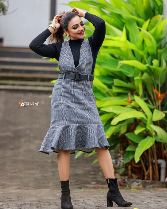 Check Out Singer Rimi Tomy Latest Photoshoot Photos: HD Images ...