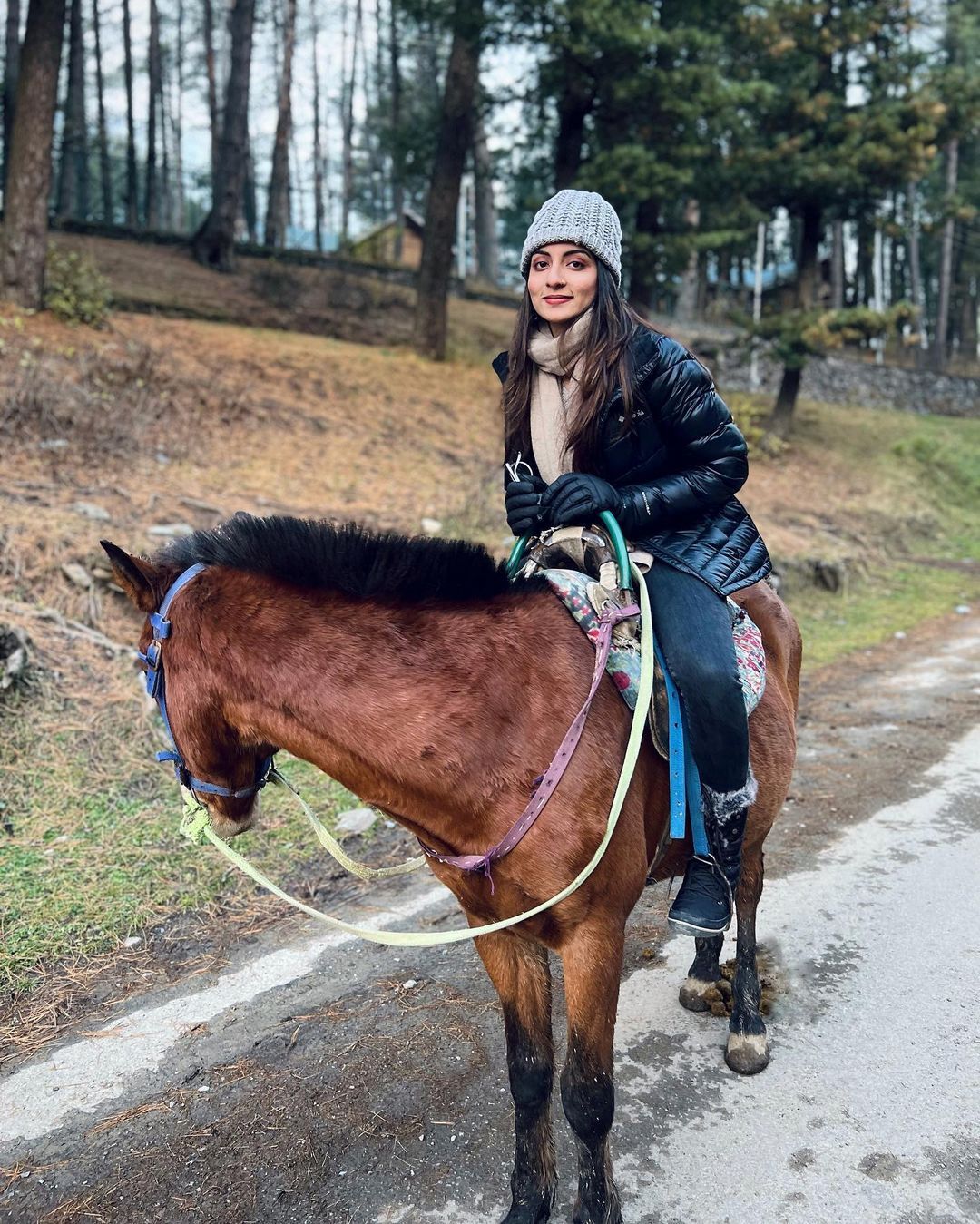 Socal Media Star Ishaani Krishna Enjoing Her Vacation in Kashmir ...