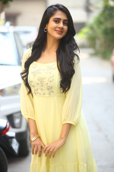 Tollywood Actress Gehna Sippy Latest Photoshoot Photos: HD Images ...