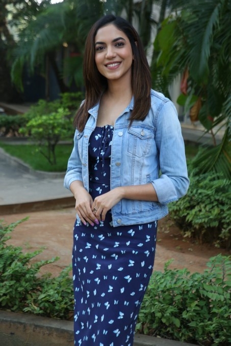 Tollywood Actress Ritu Varma Latest Photoshoot Photos: HD Images ...