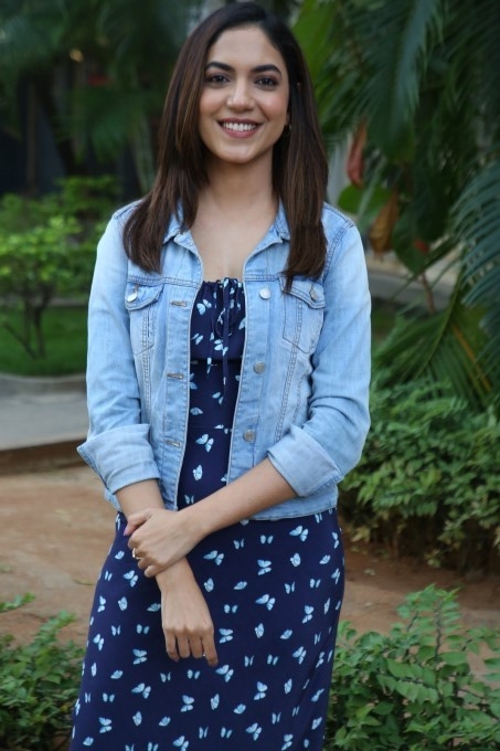 Tollywood Actress Ritu Varma Latest Photoshoot Photos: HD Images ...