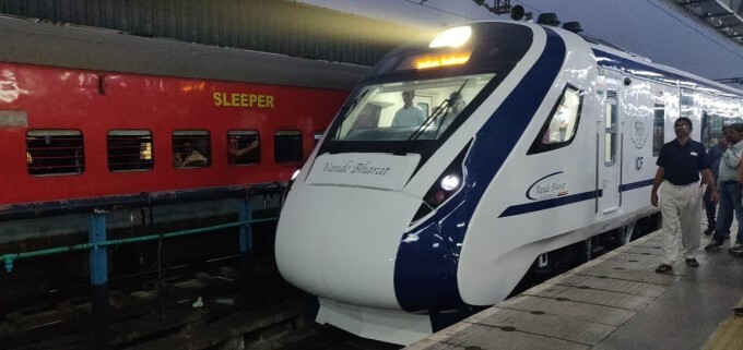 Vande Bharat Express First Trial Run Between Chennai-Mysuru Begins Photos: HD Images, Pictures ...