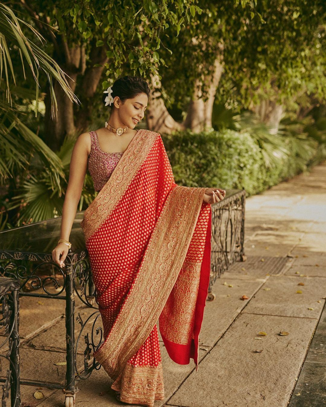 Actress Aishwarya Lekshmi New Cute And Gorgeous Look In Red Color Saree ...