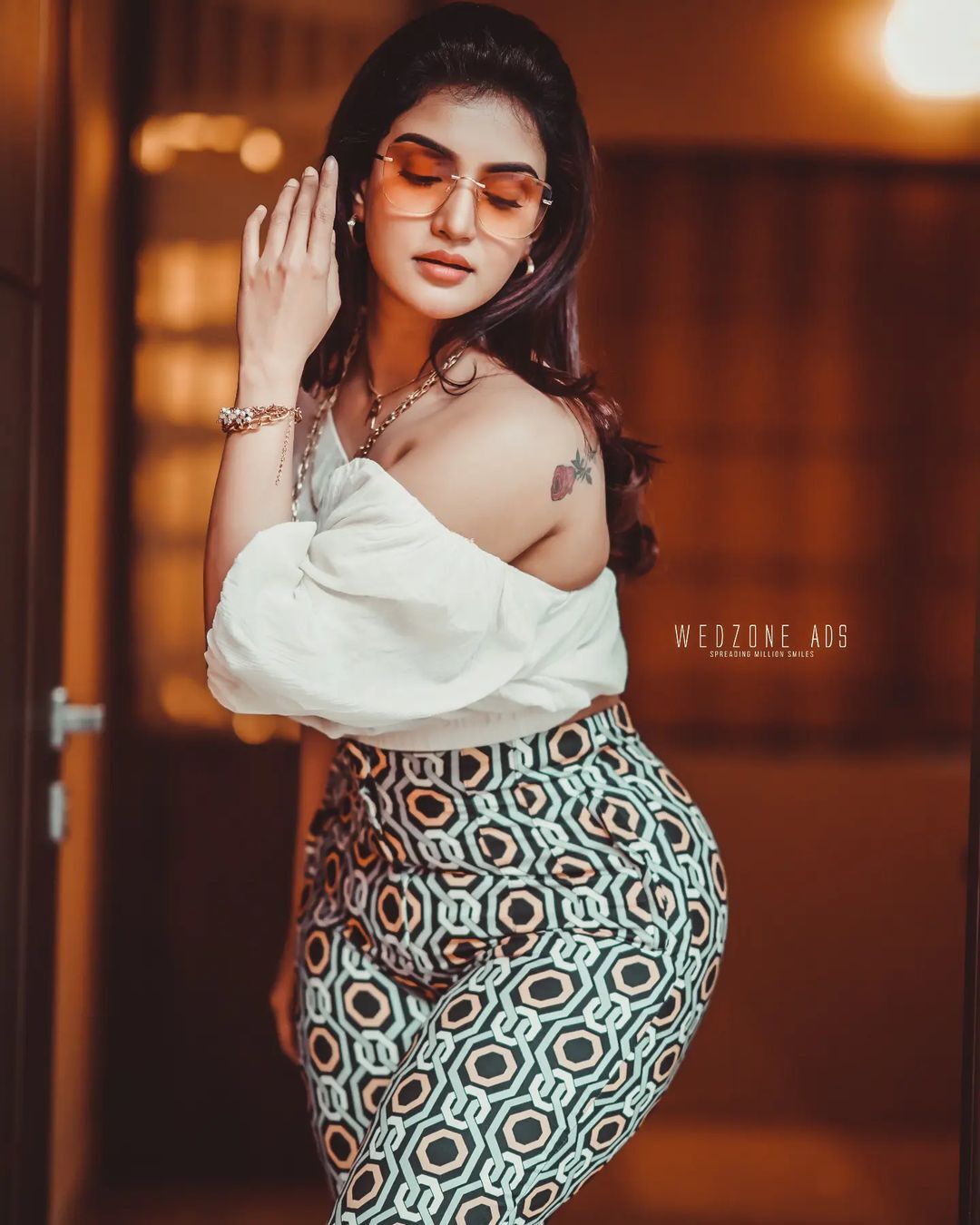 Actress Honey Rose New Stylish And Bold Look From Malappuram Trending ...