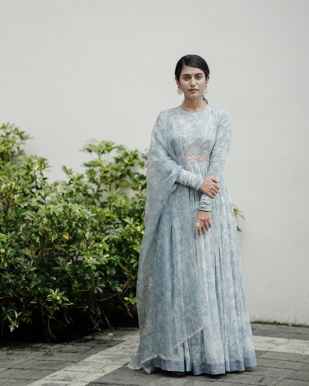 Actress Priya Prakash Varrier New Simple And Cute Photoshoot Trending ...