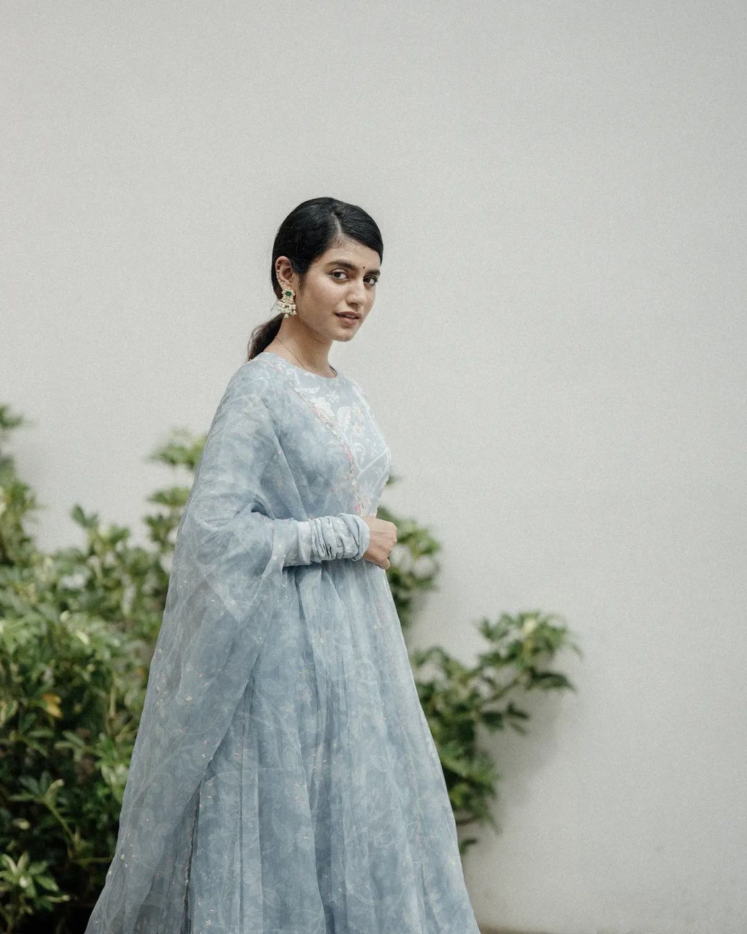 Actress Priya Prakash Varrier New Simple And Cute Photoshoot Trending ...