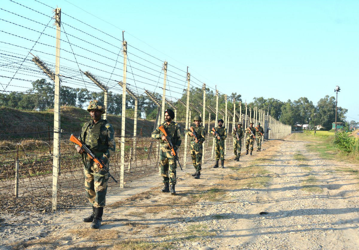 सीमा सुरक्षा बल-सर्वदा सतर्क : India-Pakistan Border पर इन बातों से ...