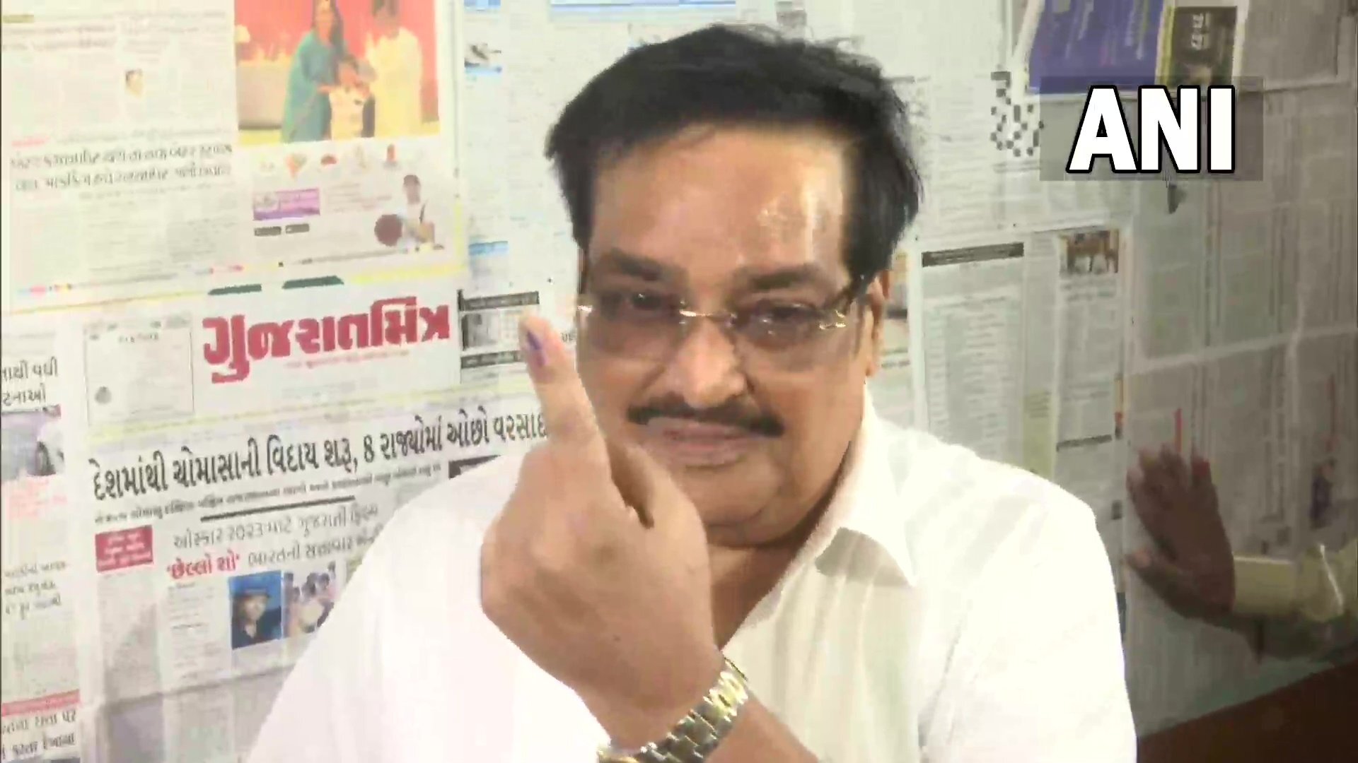 Gujarat Assembly Election 2022: 100 साल की बुजुर्ग महिला से लेकर इन ...