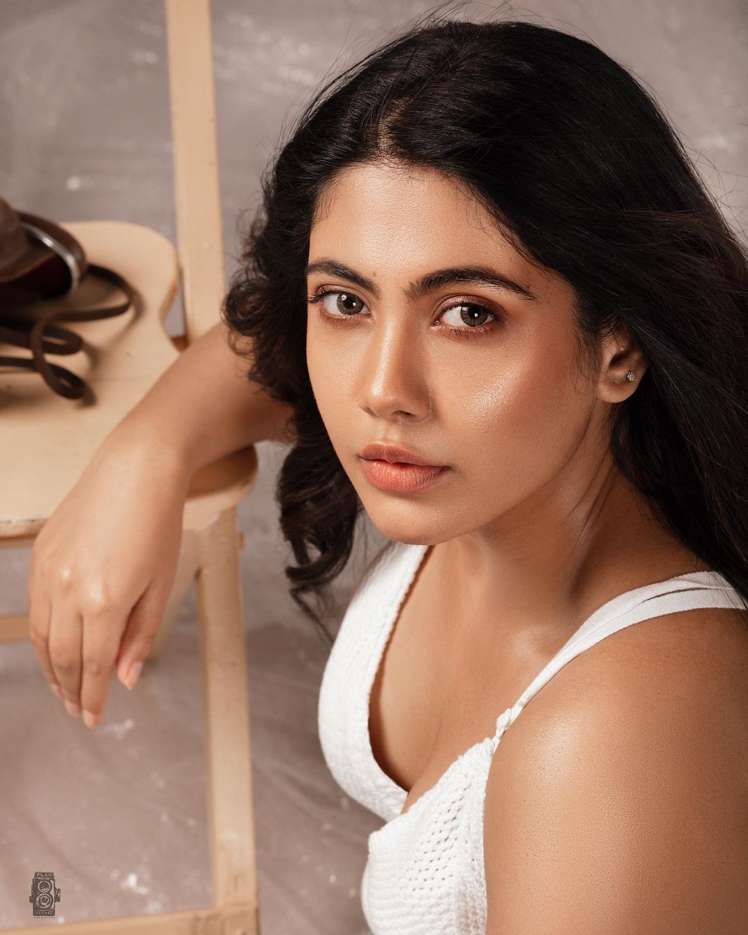 Malayalam Actress Nayana Elza New Bold And Stunning Photoshoot Goes Viral On Social Media ...