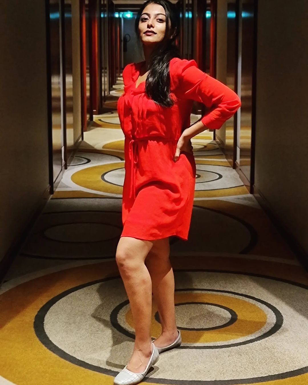 Mollywood Actress Merin Philip's Makeover in Red Outfit Made Wow Among ...