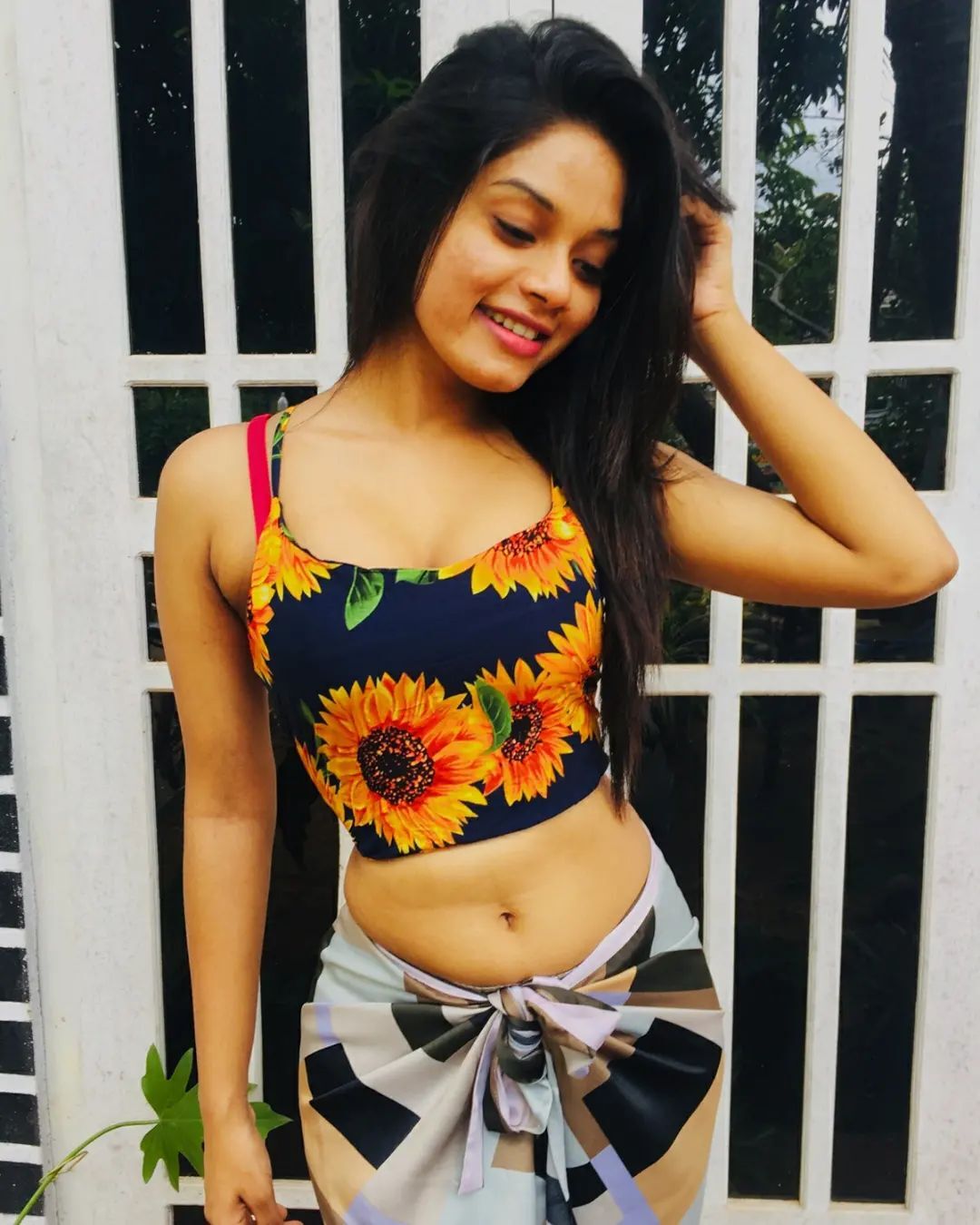 PHOTOS : அசத்தும் அழகில்.. ஆளை மயக்கும் மாடல் திலி பெர்னாண்டோவின் கலக்கல் போட்டோஸ்... | model ...