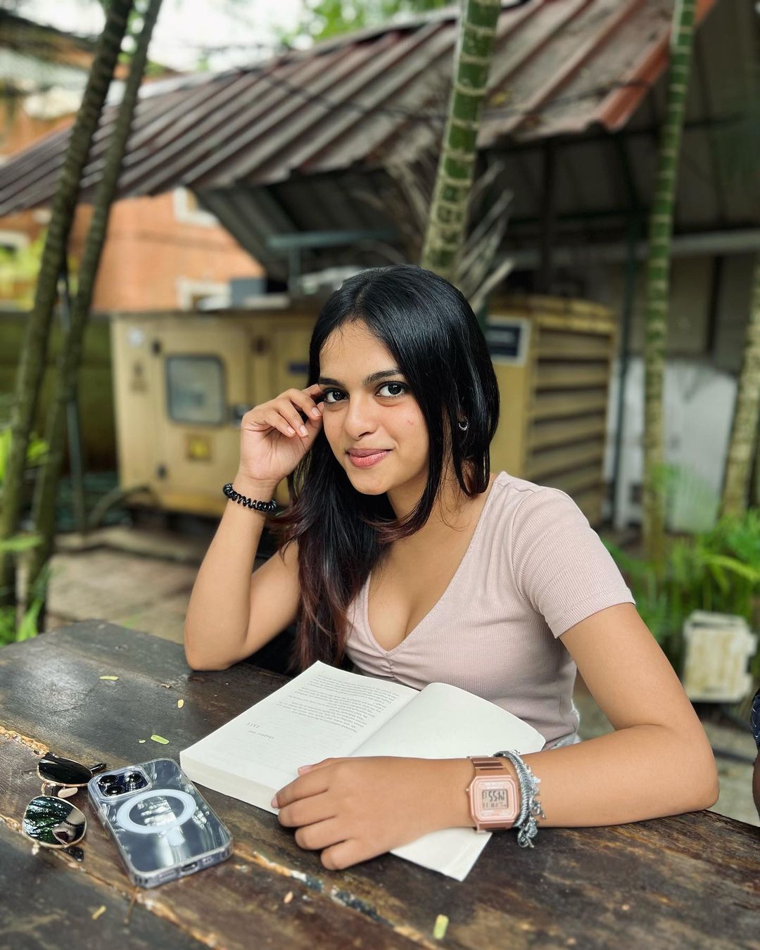 South Actress Gopika Ramesh's Stunning Photoshoot Goes Viral on Social Media | Gopika Ramesh ...