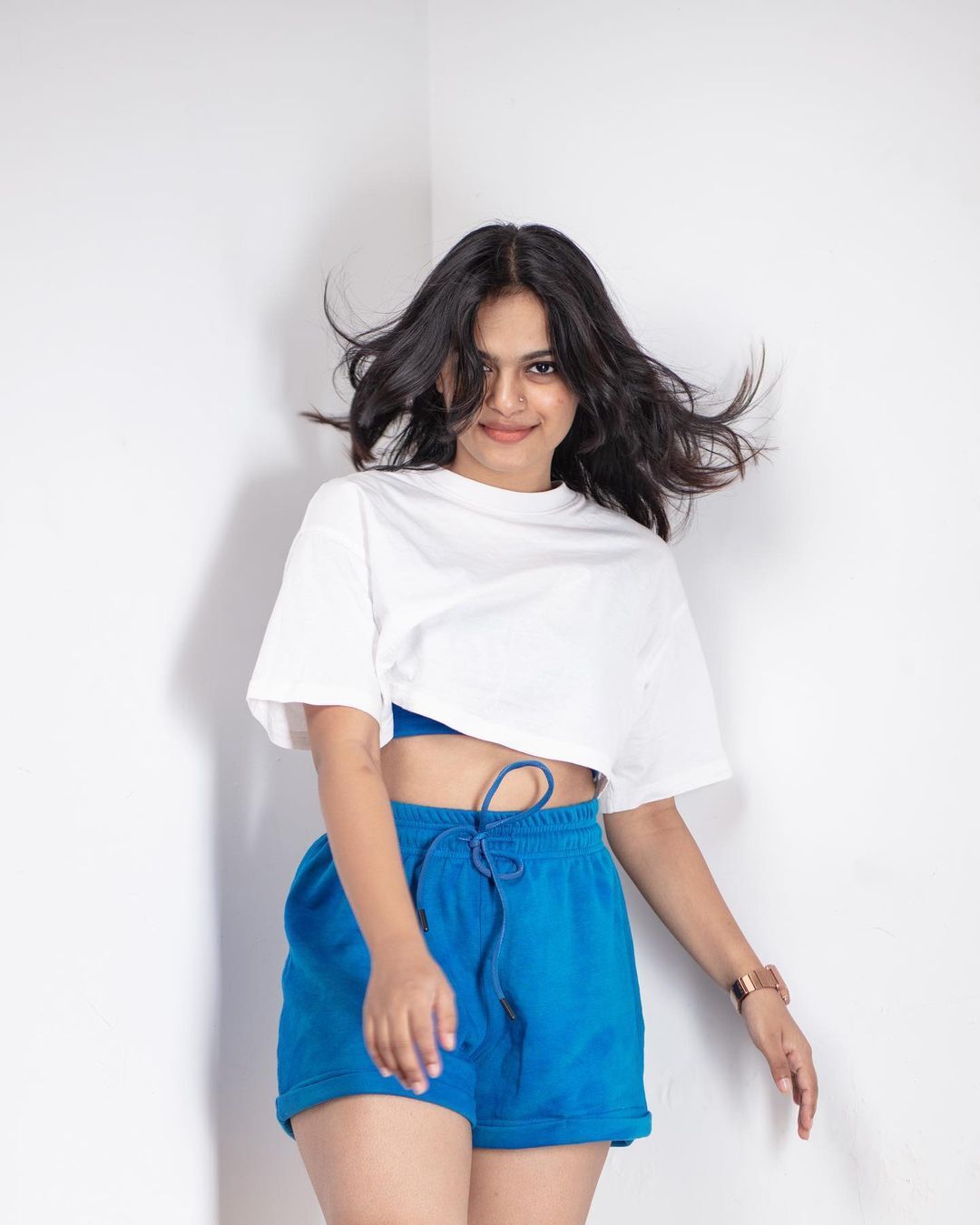 South Actress Gopika Ramesh's Stunning Photoshoot Goes Viral on Social ...