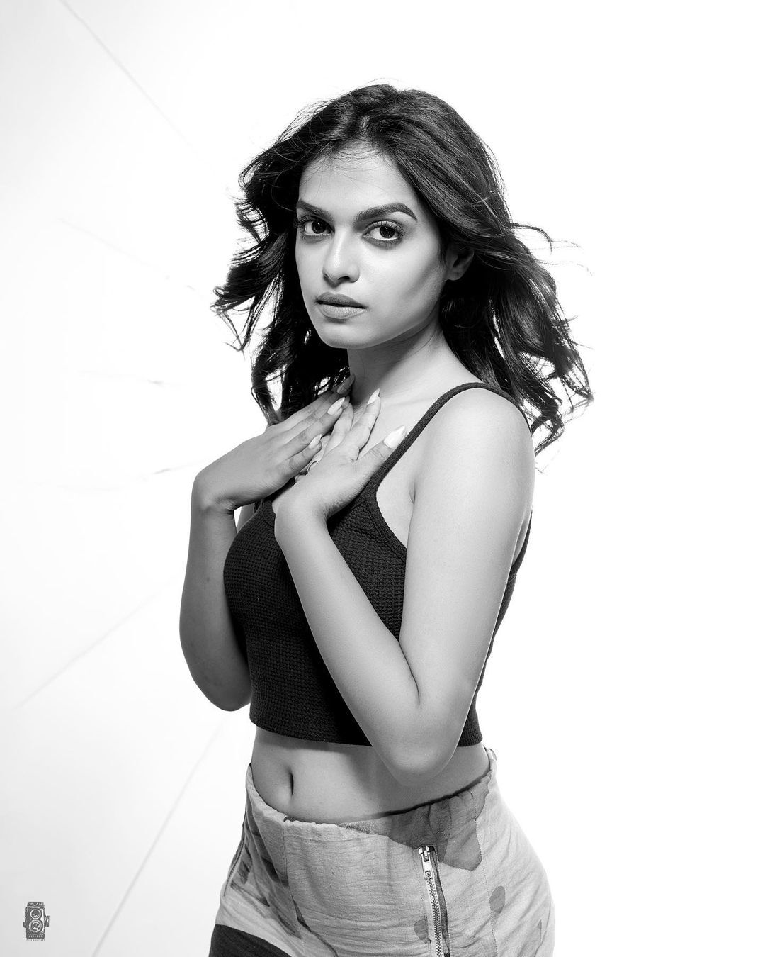 South Actress Gopika Ramesh's Stunning Photoshoot Goes Viral on Social ...