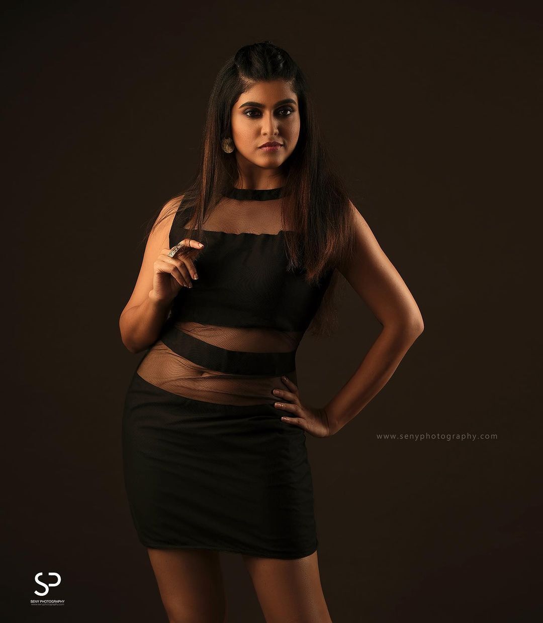 South Actress Resna Pavithran's Glamorous Makeover Made Wow Among Fans | Resna Pavithran: ഹോട്ട് ...