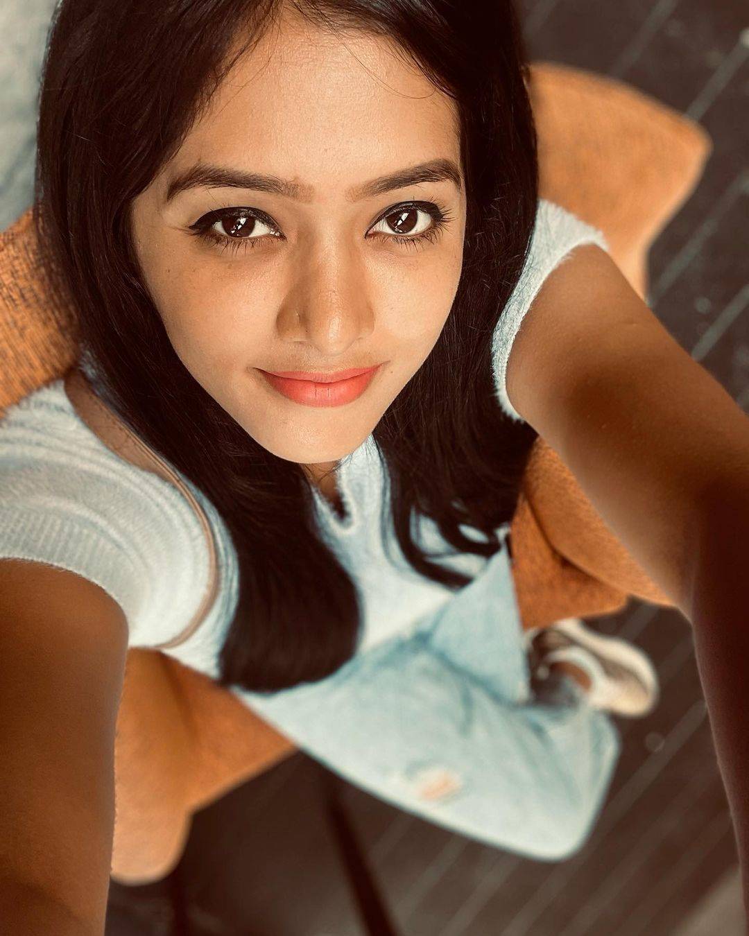 Actress Aadhya Prasad's Stunning Photoshoot Stills Goes Viral on Social ...