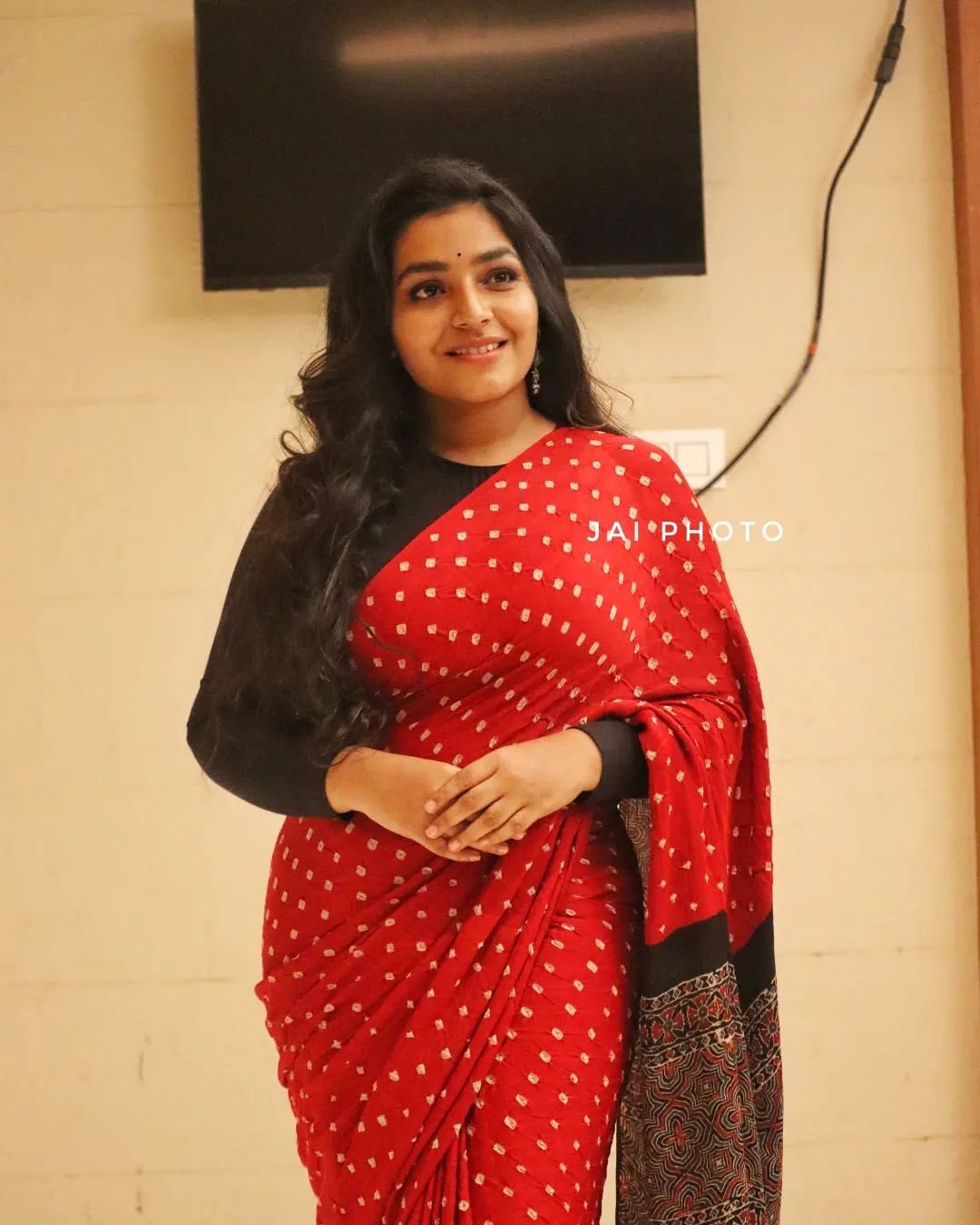 Actress Rajisha Vijayan's Latest Movie Lovefully Yours Vedha Song Goes ...