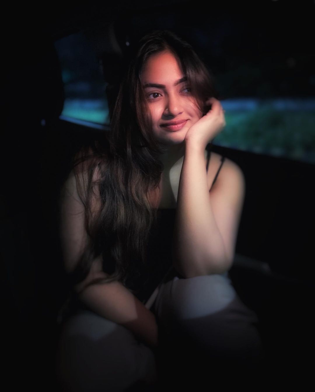 Actress Shaalin Zoya New Stylish Black And White Photos Goes Viral On ...