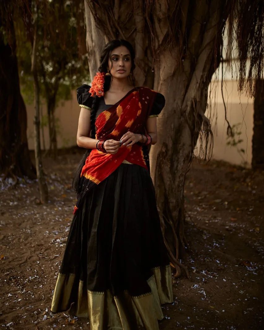 Kooman Movie Actress Hannah Reji Koshy New Stylish Sunkissed Saree Look ...