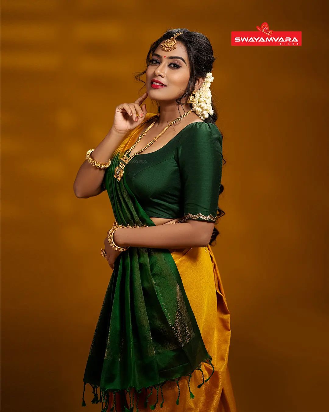 Mollywood Actress Dayyana Hameed's Stunning Makeover in Kerala ...