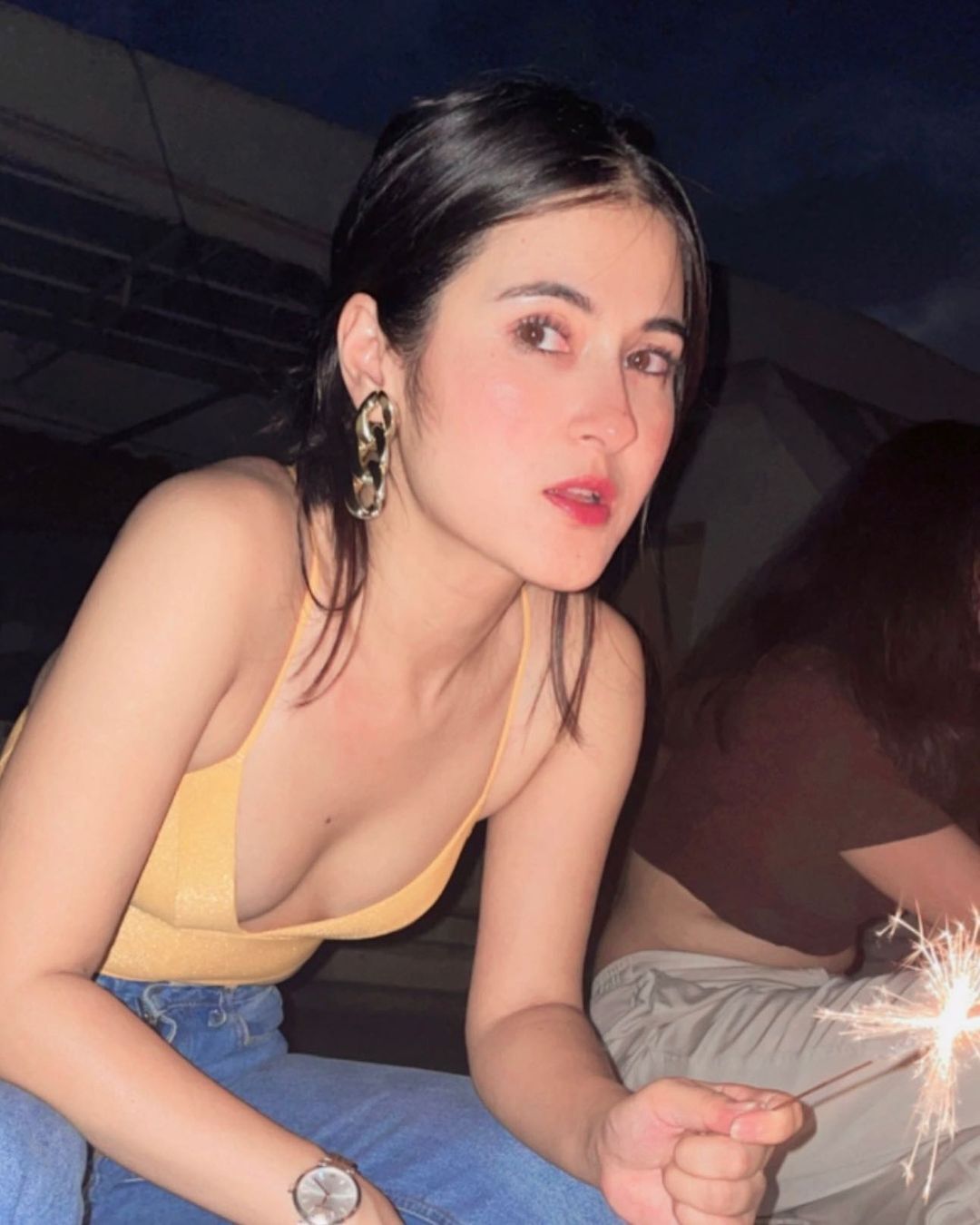 photos : வாவ்.. க்யூட்டான போஸில் ரசிகர்களை ஈர்க்கும் பினிதா புத்ததோகி.. கலக்கலான லேட்டஸ்ட் ...