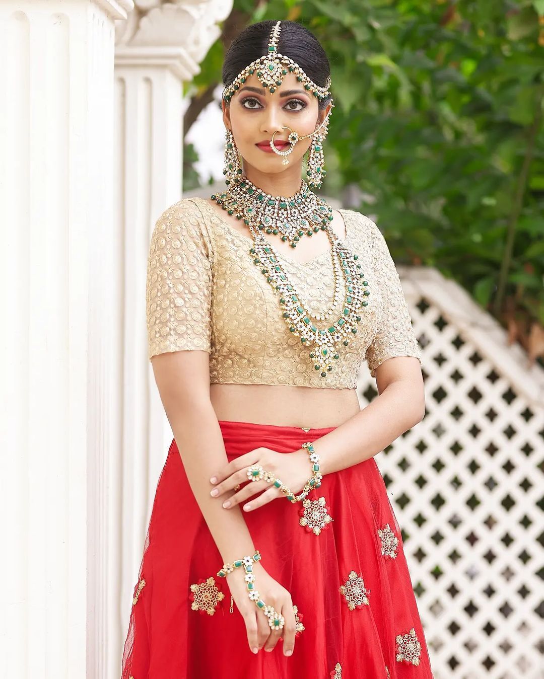 PHOTOS : நீங்களுமா? நீச்சல் குளத்தில்.. ஸ்விம் சூட்டில் ஏங்கவைக்கும் ...