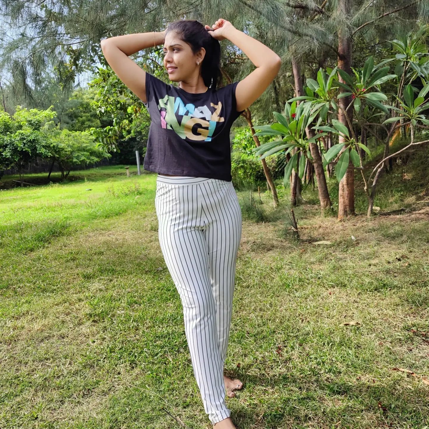 PHOTOS : ஸ்லீவ்லெஸ் உடையில்.. சீரியல் நடிகை ஹேமாவின் லேட்டஸ்ட் ...