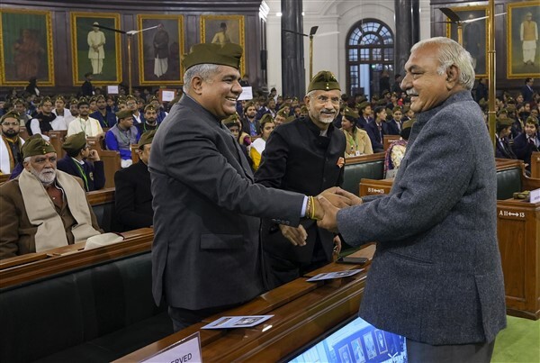 PM Narendra Modi Pays Floral Tribute On 126th Birth Anniversary Of ...