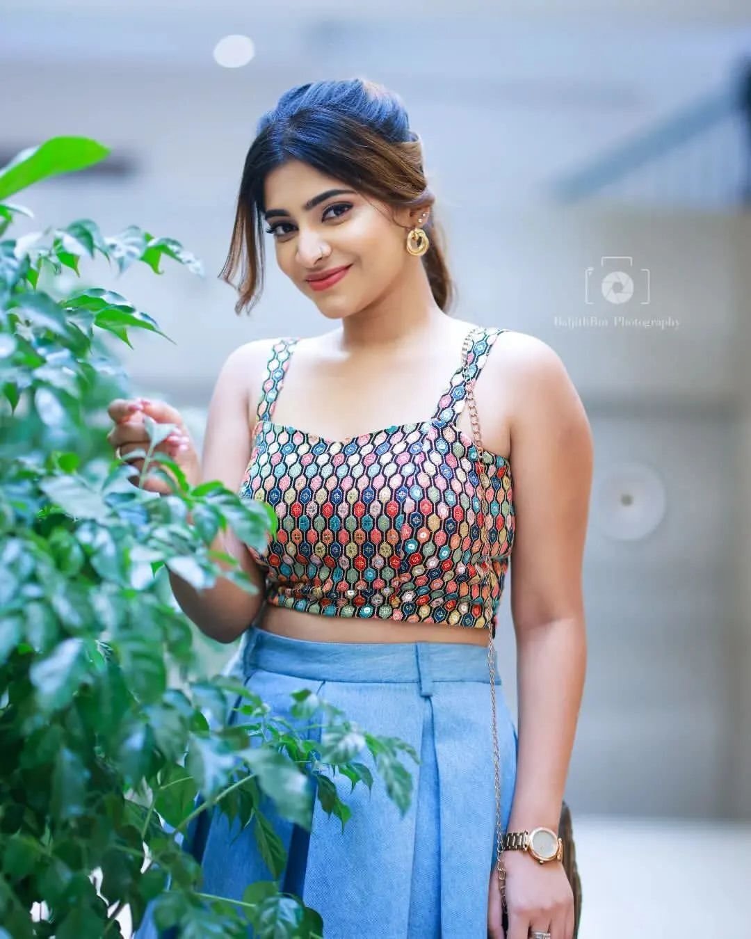 Saturday Night Fame Malavika Sreenath's Stunning Photoshoot Made Wow ...