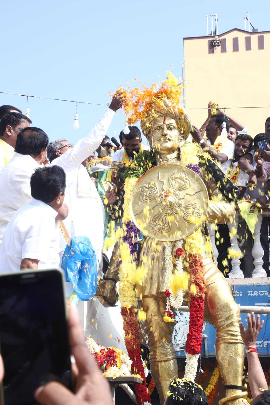 ಸಂಗೋಳ್ಳಿ ರಾಯಣ್ಣ ಪ್ರತಿಮೆ ಅನಾವರಣಗೊಳಿಸಿದ ಸಿದ್ದರಾಮಯ್ಯ | Siddaramaiah ...