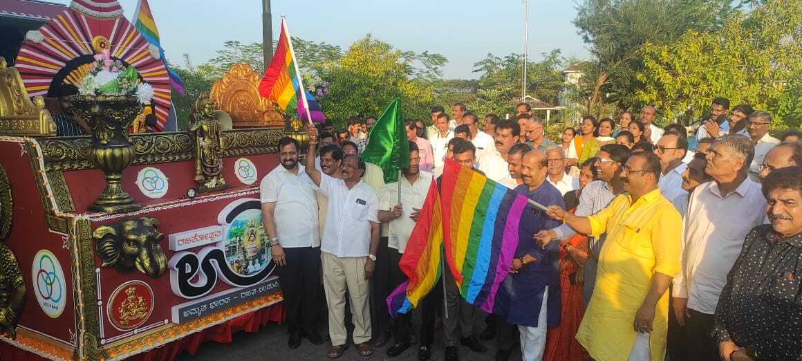 ಉಡುಪಿ ರಜತ ಮಹೋತ್ಸವ ರಥಕ್ಕೆ ಚಾಲನೆ | Udupi Rajatha Mahotsava Ratha Launched ...