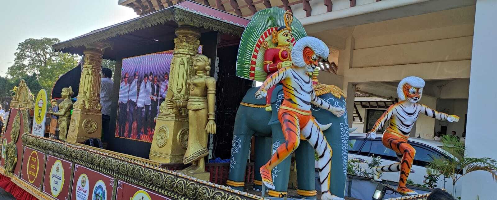 ಉಡುಪಿ ರಜತ ಮಹೋತ್ಸವ ರಥಕ್ಕೆ ಚಾಲನೆ | Udupi Rajatha Mahotsava Ratha Launched ...