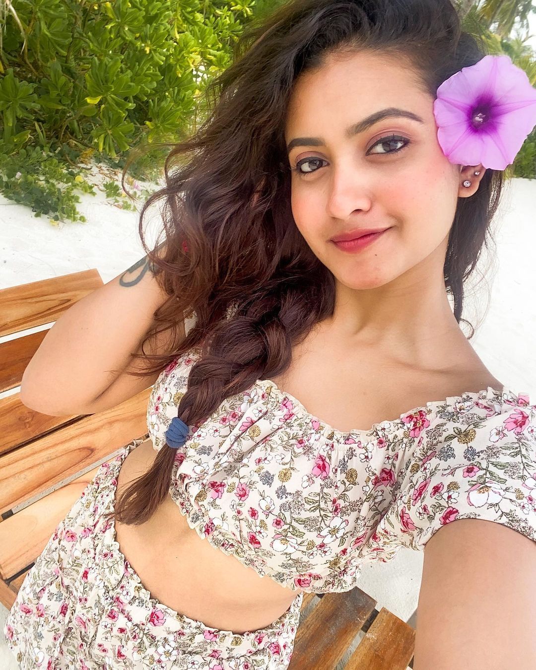 మాల్దీవుల్లో సెగలు పుట్టిస్తున్న దీపికా పిల్లి.. ఫుల్ జోరులో ఉందిలే పాప..! | Anchor Deepika ...