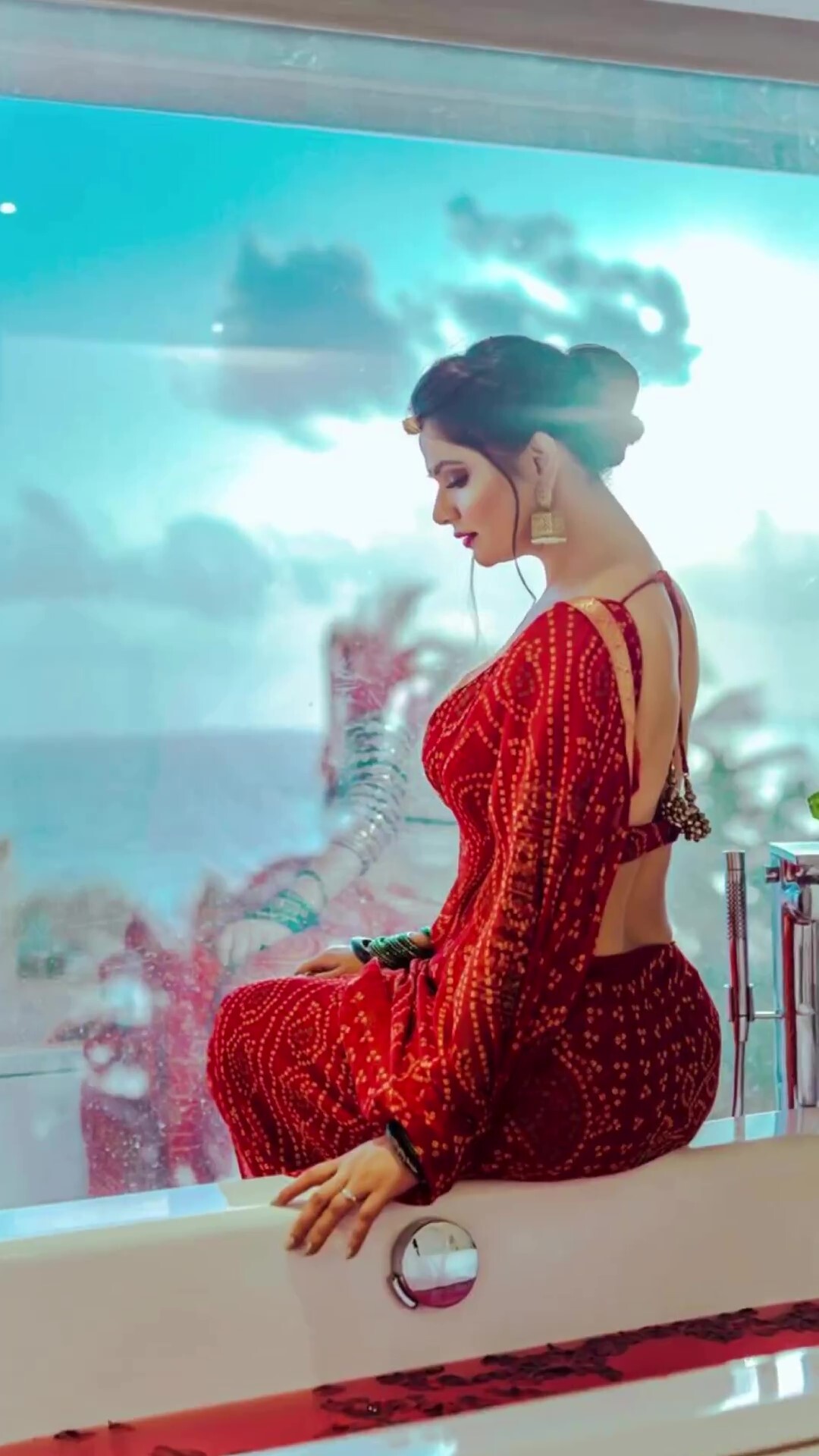 बाथटब में आभा पॉल की सिजलिंग अदाएं देखकर फैंस हुए पानी-पानी, हॉटनेस देखकर यूजर्स हुए बेकाबू ...