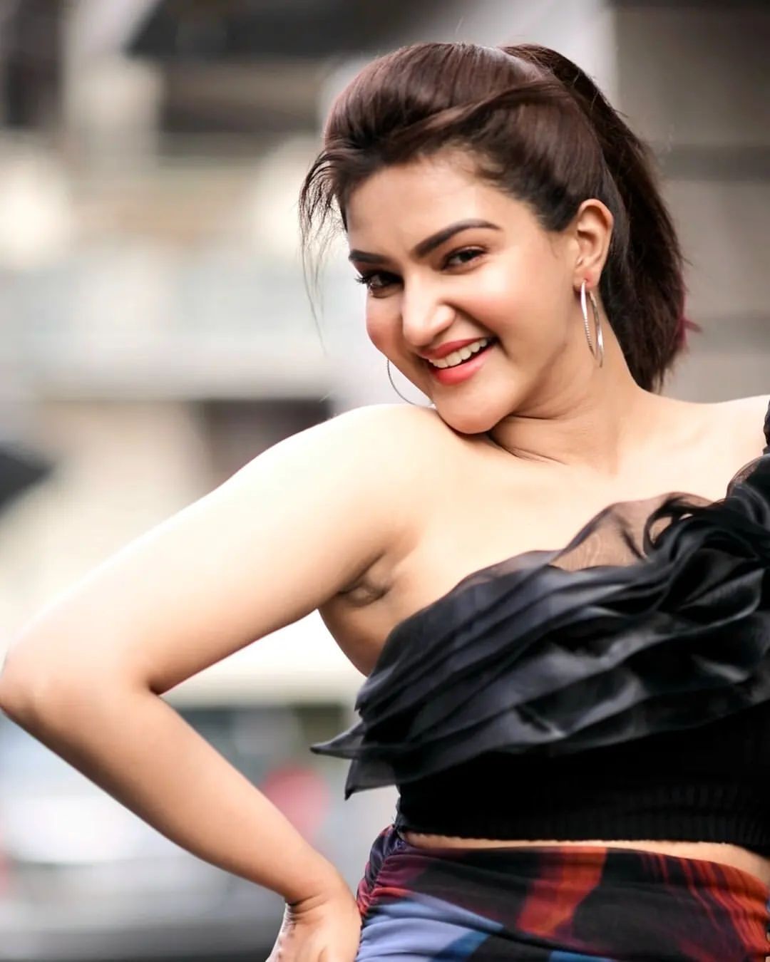 Actress Honey Rose New Bold And Stylish Look In Modern Outfit Trending ...