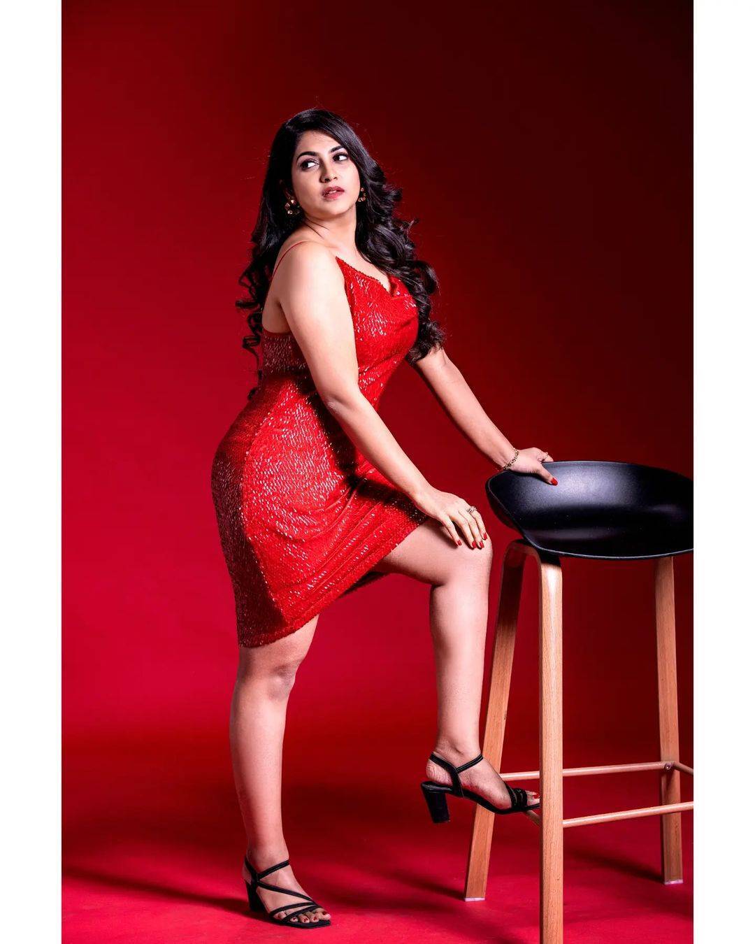 Actress-Model Ankhitha Vinod's Stunning Makeover Goes Viral on Social ...