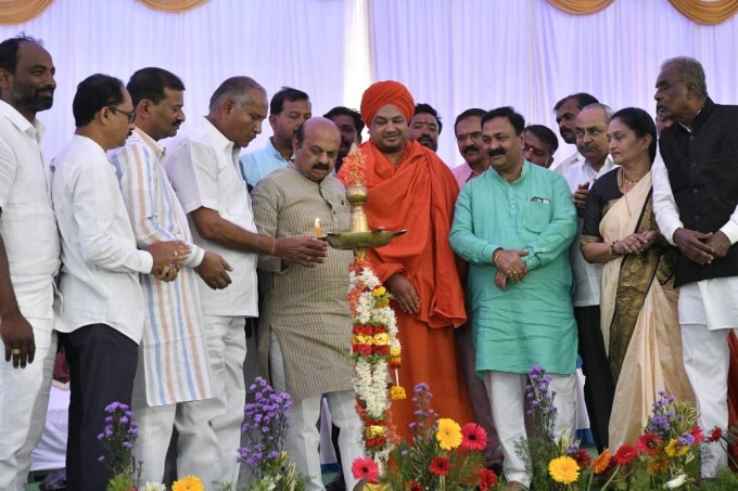 ಹಡಪದ ಅಪ್ಪಣ್ಣ ಸಮುದಾಯ ಭವನವನ್ನು ಉದ್ಘಾಟಿಸಿದ ಸಿಎಂ ಬಸವರಾಜ ಬೊಮ್ಮಾಯಿ | CM ...