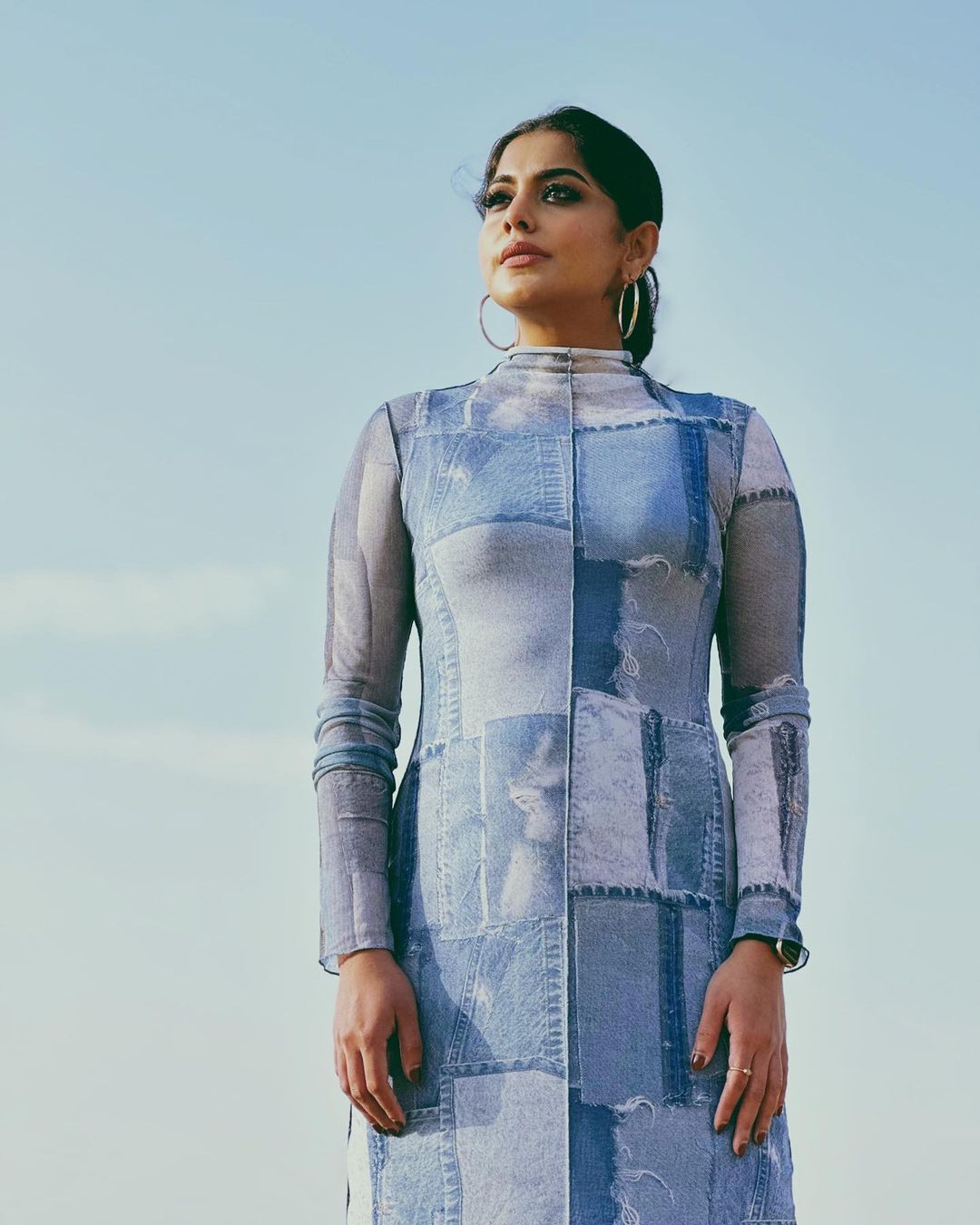 Ennalum Ente Aliya Fame Meera Nandan New Stylish Clicks From Dubai Made ...